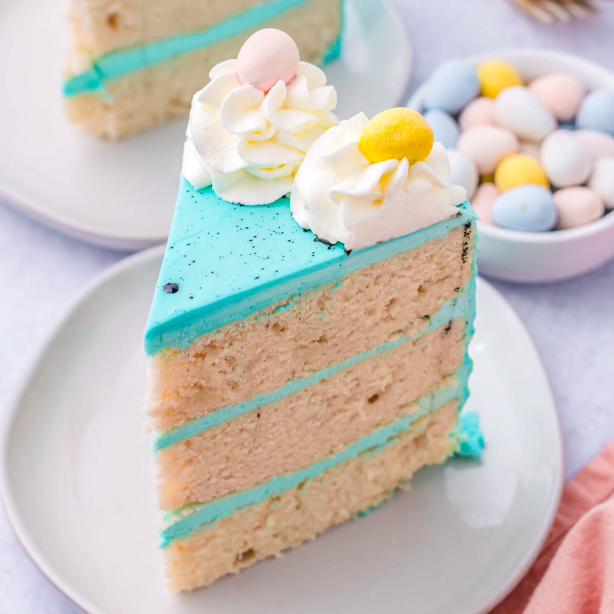 Speckled Egg Easter Cake - Mom On Timeout