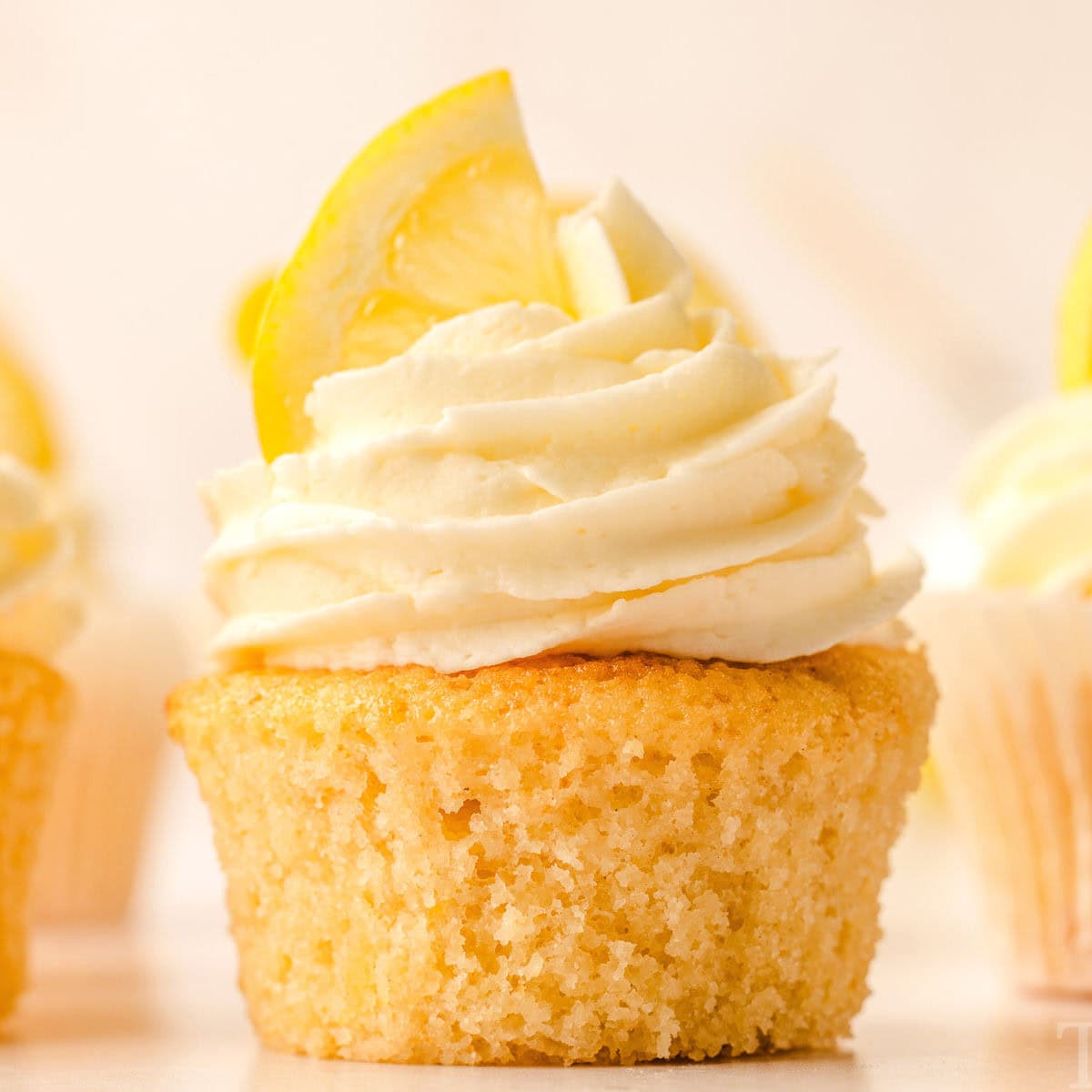The BEST Lemon Cupcakes - Mom On Timeout